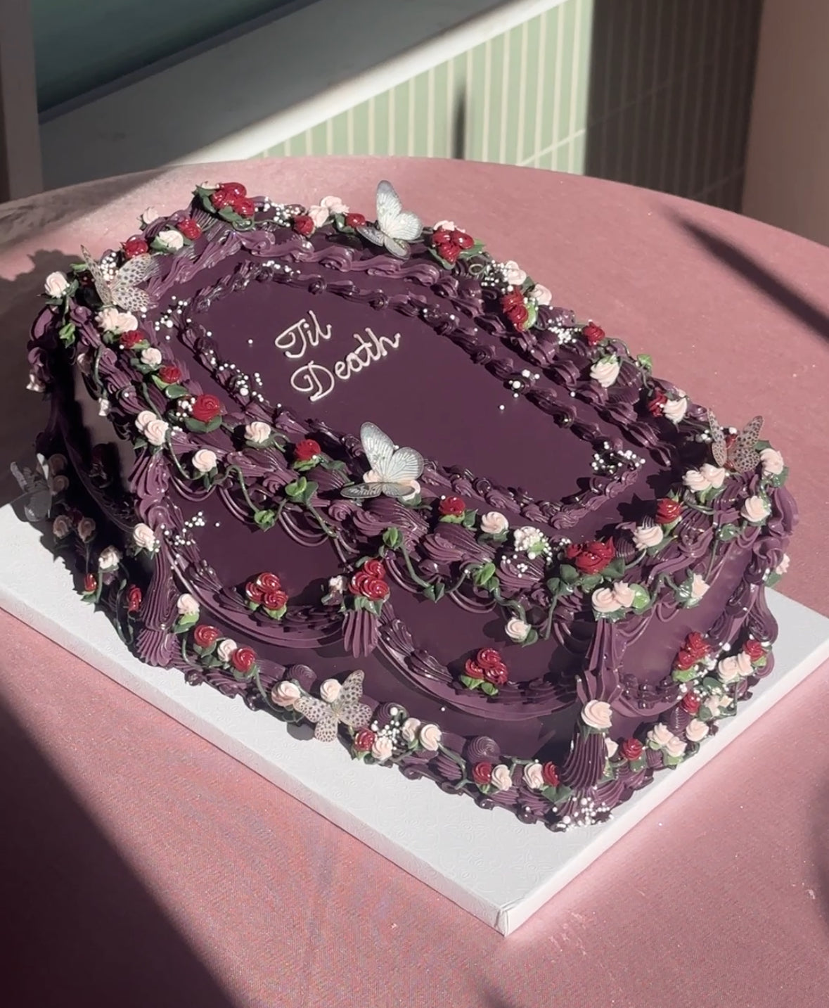 Tombstone Flower Garden Vintage Cake – New June Bakery